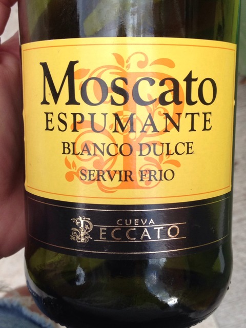 Moscato espumoso Cueva Peccato: un vino blanco dulce ※